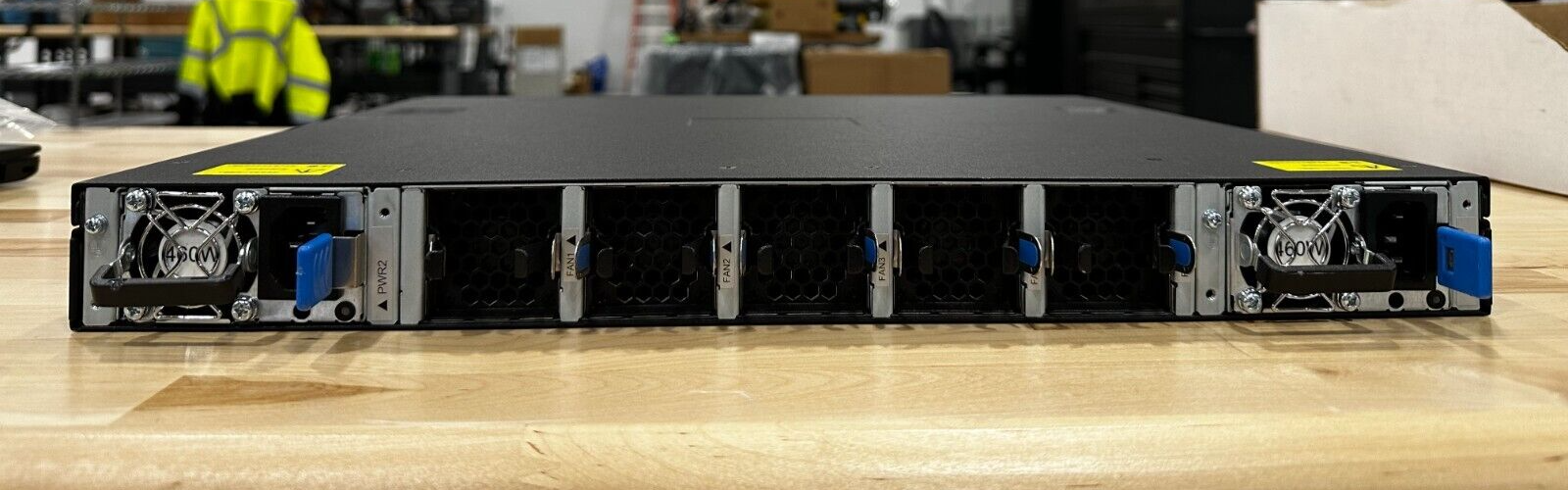 Celestica D2024 EMC Isilon 24-Port 10GbE 2x 40GbE Switch | eBay