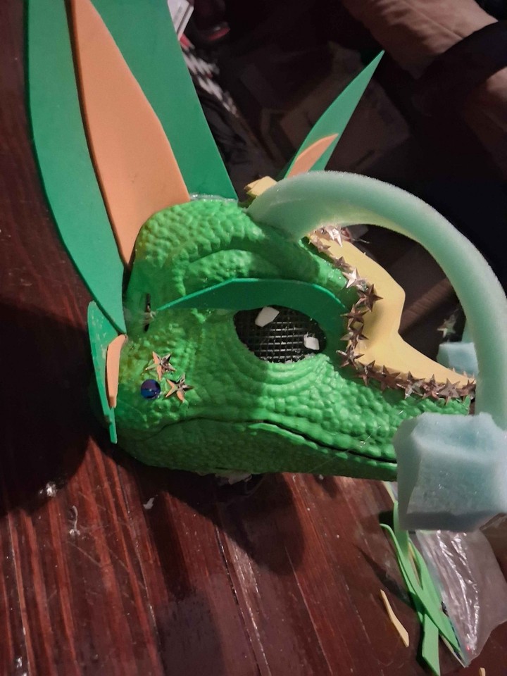 Jupiter - Furry - Raptor mask - alien - Halloween - Great condition ...