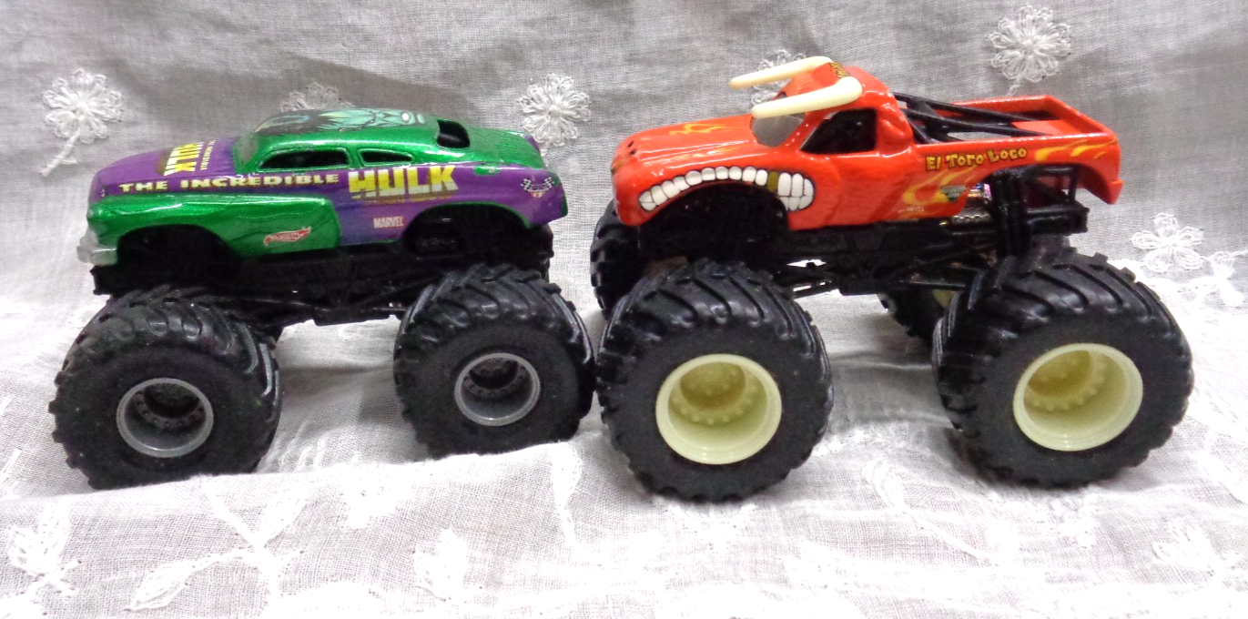 Lot/2 Monster Jam HOT WHEELS Monster Trucks EL TORO LOCO & INCREDIBLE ...