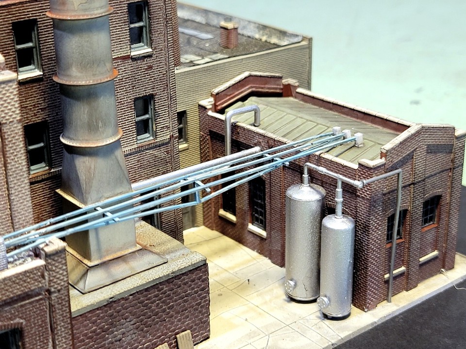 jsky0 - N Scale Custom Built Building Factory Carling Brewery Complex ...