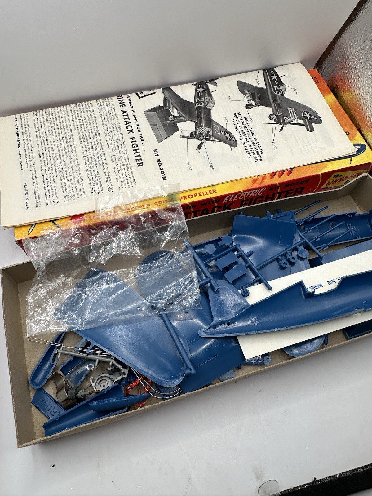 Lindberg 1/4 inch = 1 Ft. Scale Marine Attack Fighter Electric Model ...