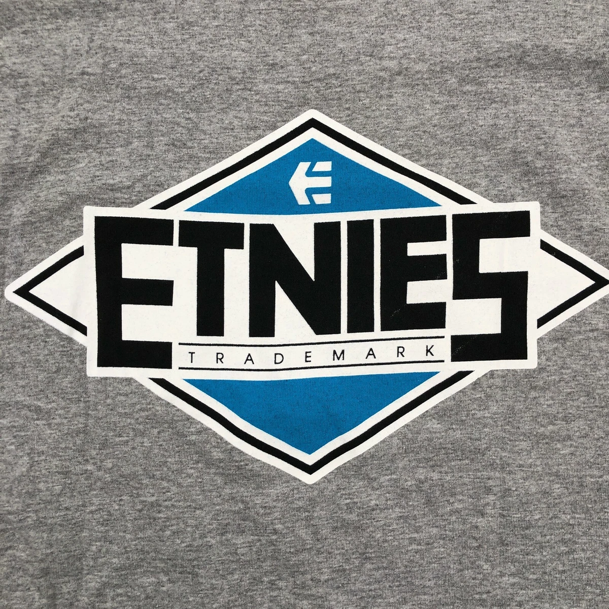 Etnies Logo