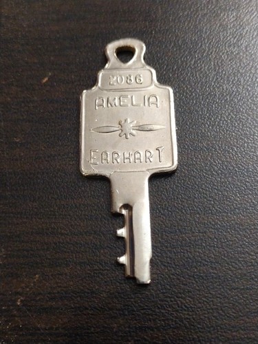 Vintage Amelia Earhart Luggage Key 2086 Silver Color 2 1/8" Embossed ...
