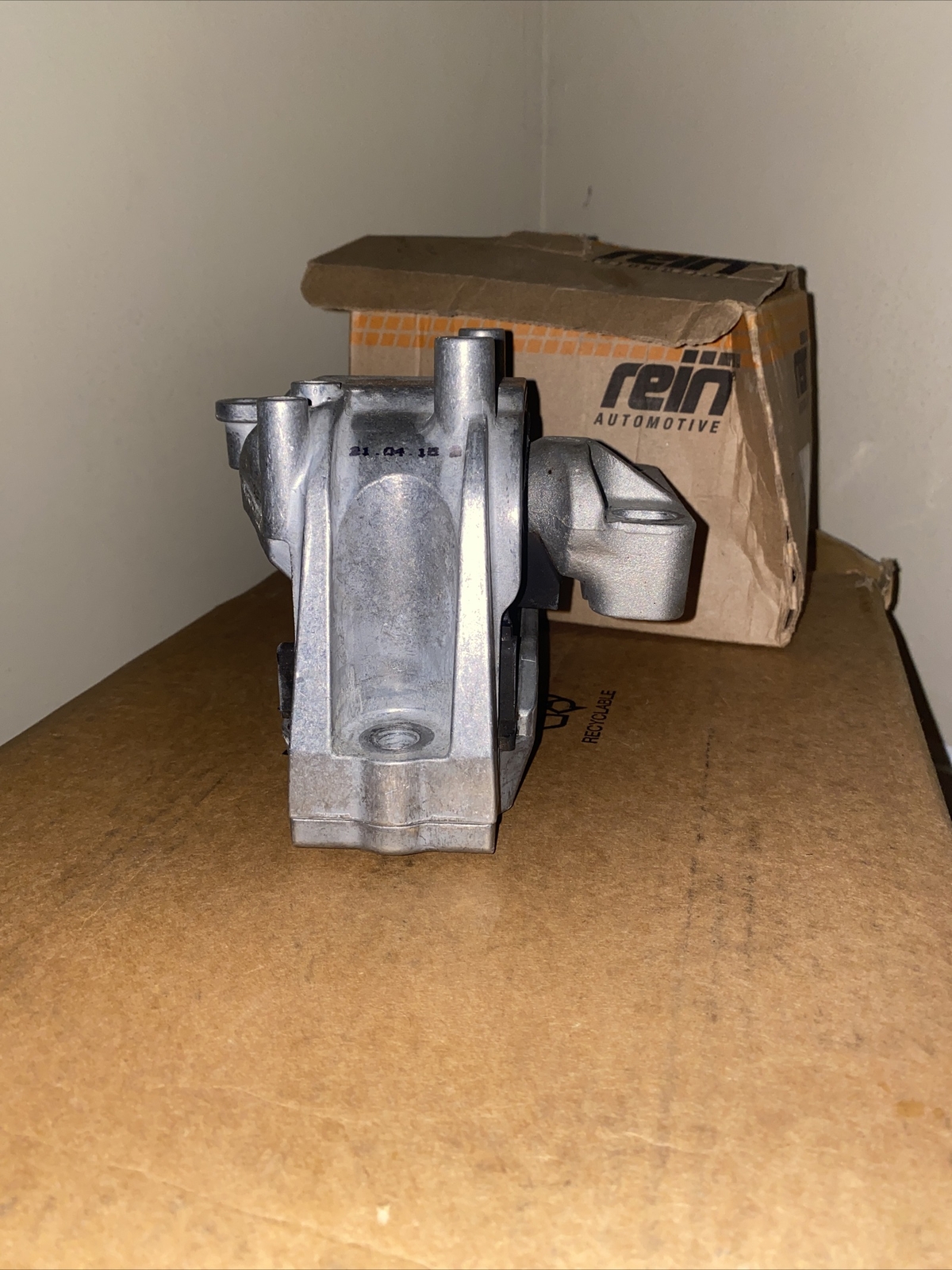 Genuine VW Audi - Engine Mount - Right - 1K0199262CB | eBay