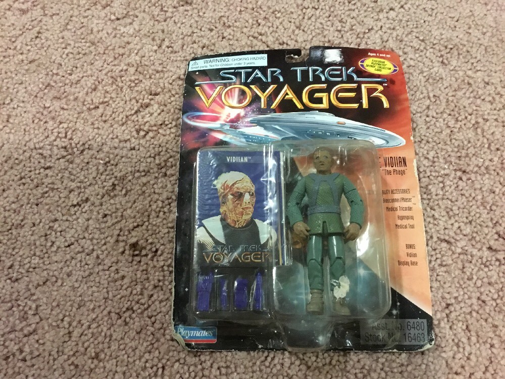 Playmates Toys The Vidiian Victim of the Phage Action Figure ...