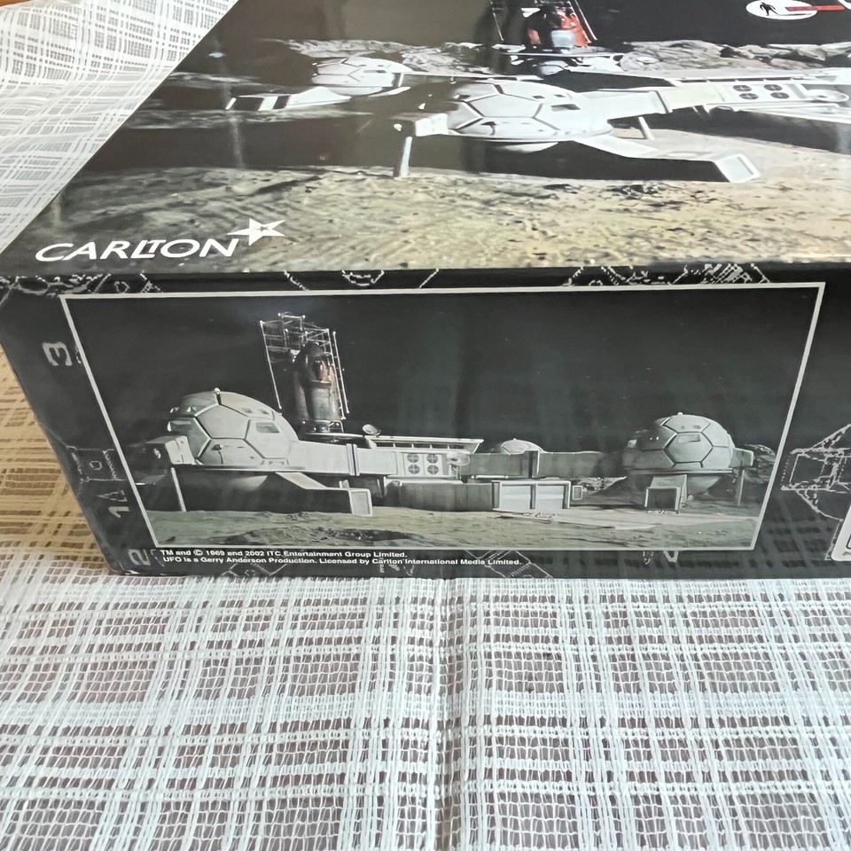 Aoshima UFO SHADO Moon Base Plastic Model Kit Sky1 Gerry Anderson In ...