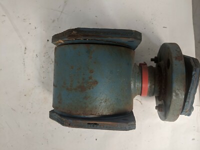 Dow Instrument Tee Size 3x1.5 Pressure: 150 PTFE Model: 4.5" thick/ 2.5 ...