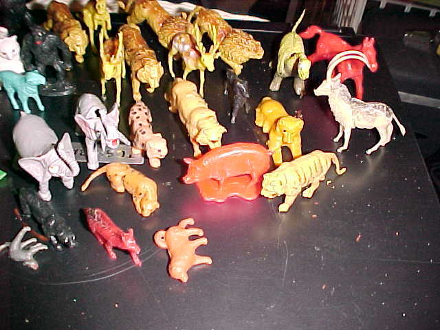 LOT OF 35 Small plastic wild animal toy mini wildlife model toys 1010 ...