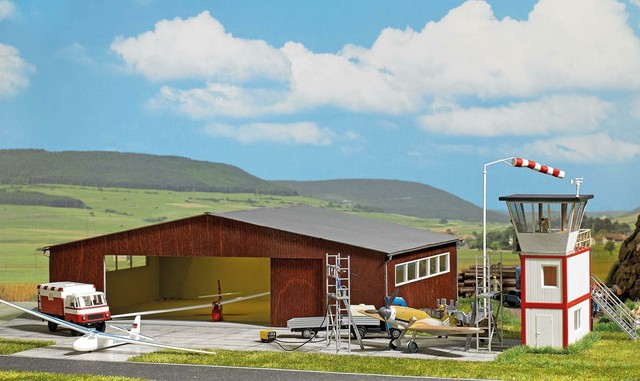 Busch 1043 Sport-flugplatz With Tower and Hangar Lasercut Kit HO 1 87 ...