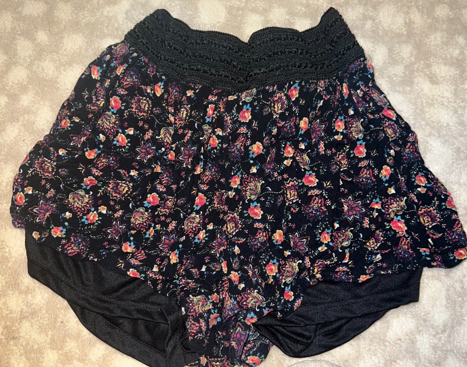 womens floral black flowy shorts - SIZE MEDIUM | eBay