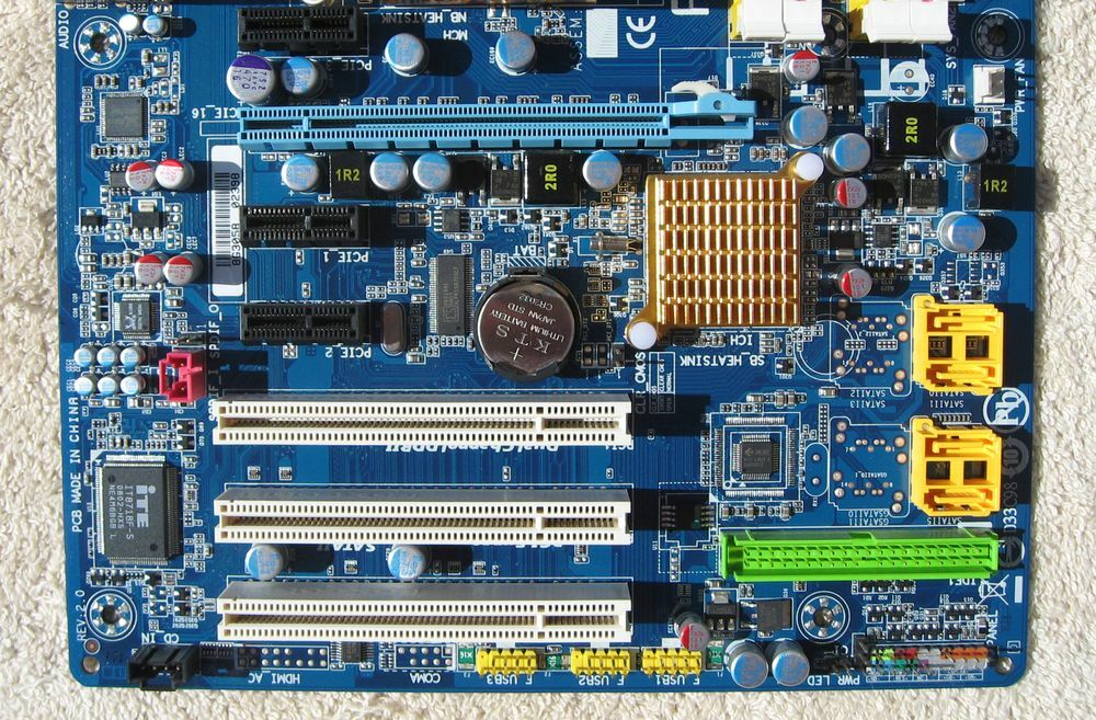 Gigabyte GA-P35-DS3L Intel P35 LGA 775 Core 2 Motherboard- USA Retail ...