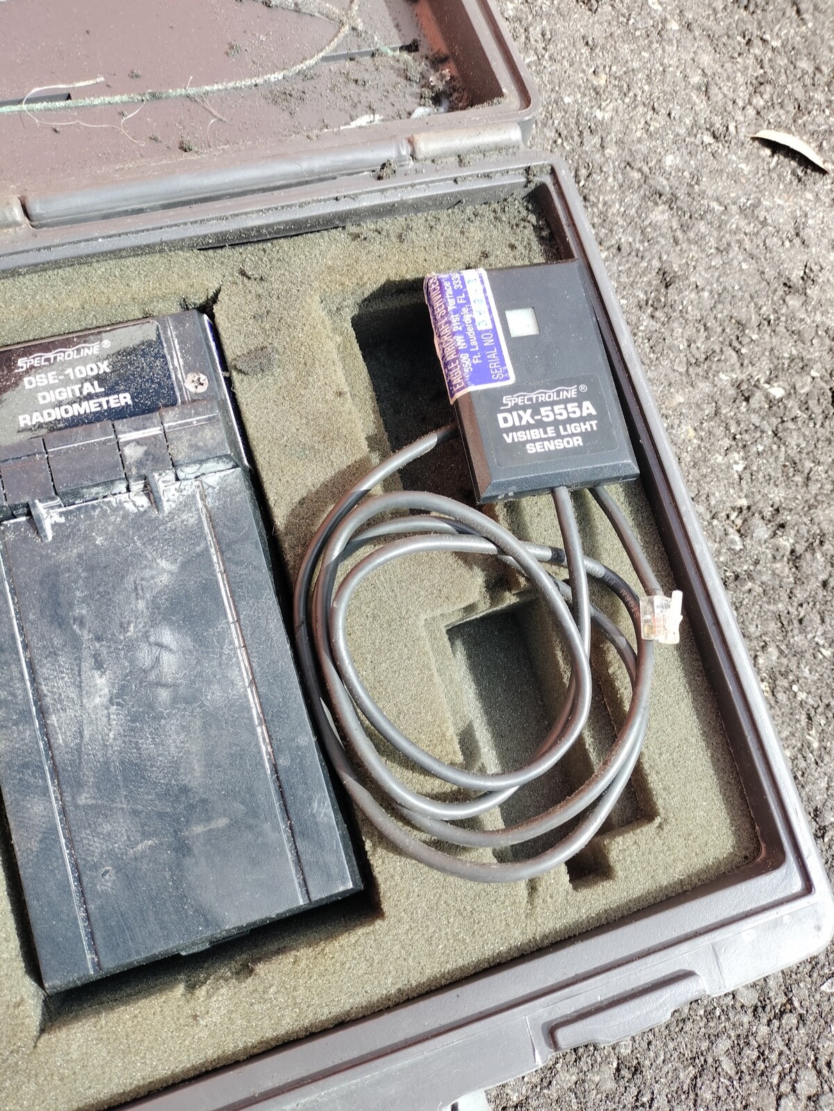 Spectroline DSE-100X Digital Radiometer Photometer W/ DIX-555A & DIX ...