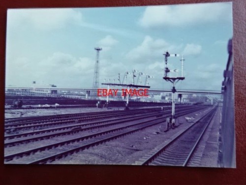 PHOTO NEW STAPLES CORNER FLYOVER CROSSING THE LINE AT BRENT 1977 | eBay
