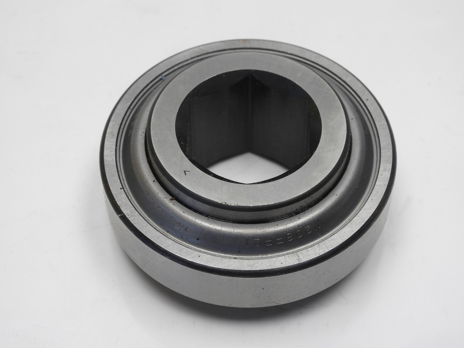 John Deere AE46606 Bearing fits 468S 530 535 540 545 546 547 556 557 ...