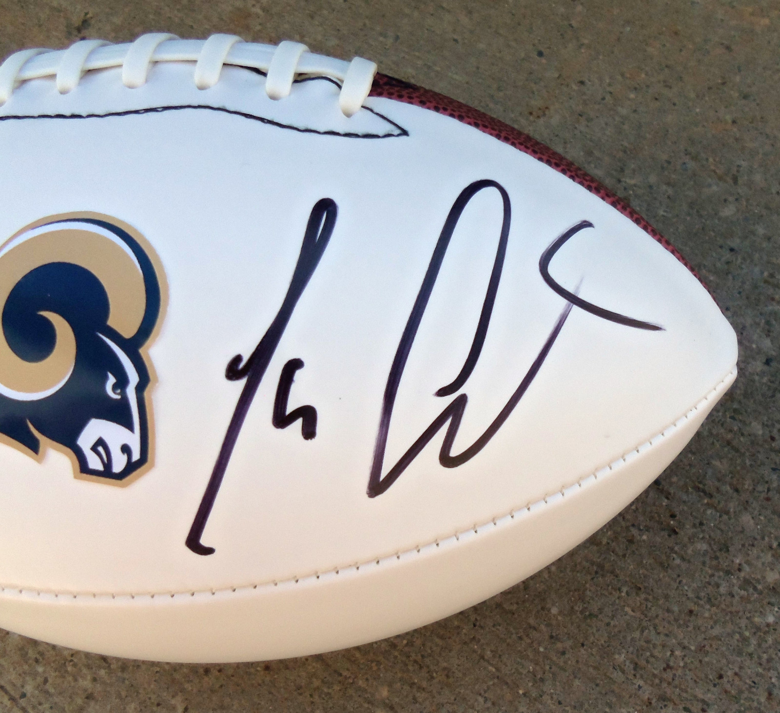 Los Angeles Rams TAVON AUSTIN Signed Autographed Logo Football COA ...