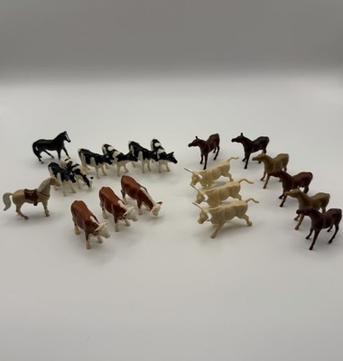 ERTL 1/64 Scale Animals Lot Of 20 Horses And Cattle ERTL Farm Country ...