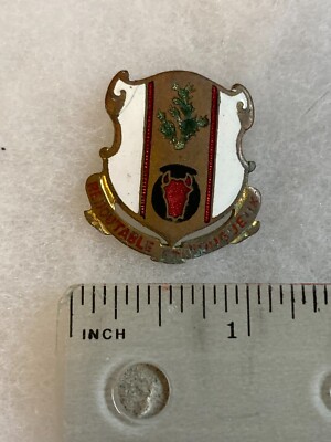 Authentic WWII US Army 185th Field Artillery Regiment DUI DI Crest ...