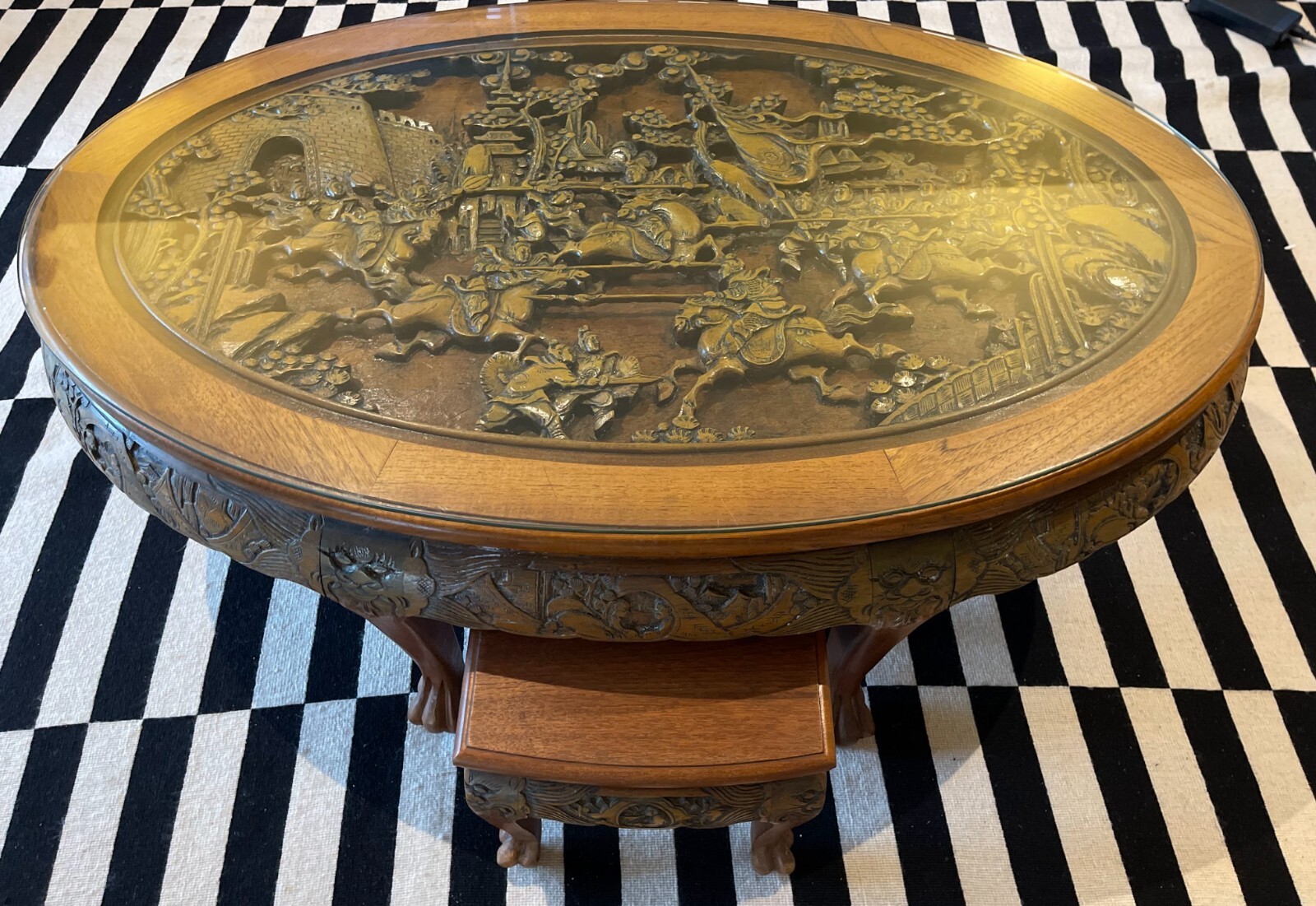 large Chinese hand-carved wooden coffee table and 6x (!) stools.119 x ...