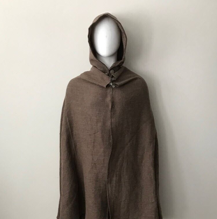 Roman Legionary Wool paenula sagum using 4 real ancient Roman cloak ...