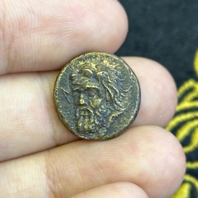 ANCIENT ROMAN GREEK BRONZE BEARDED KING COIN | eBay