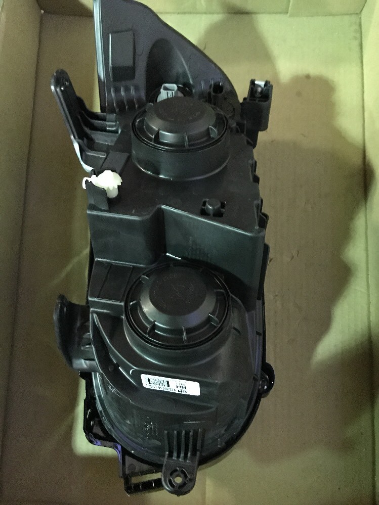 42390434 New OEM GM 2012-16 Chev Sonic Right Headlamp (without dust ...
