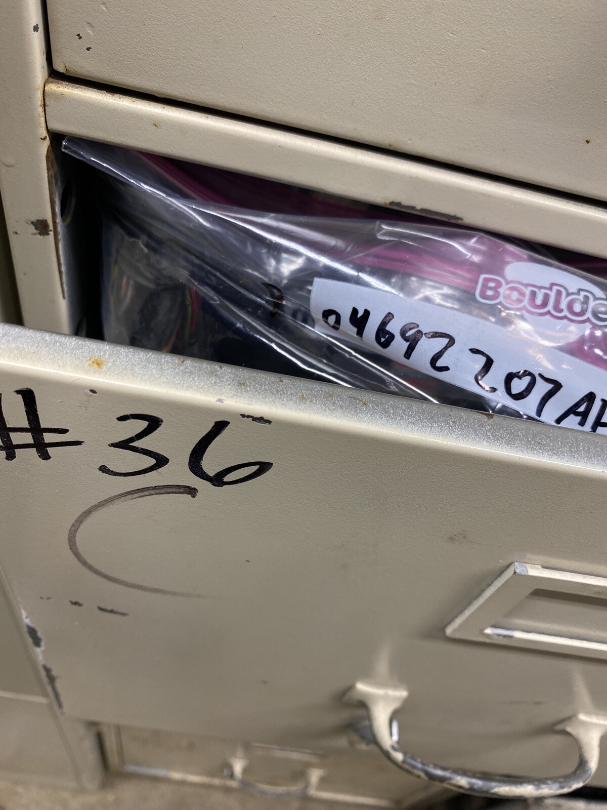 2007 2008 CALIBER PATRIOT FUSE RELAY BOX 04692207AE Wiring Harness ...