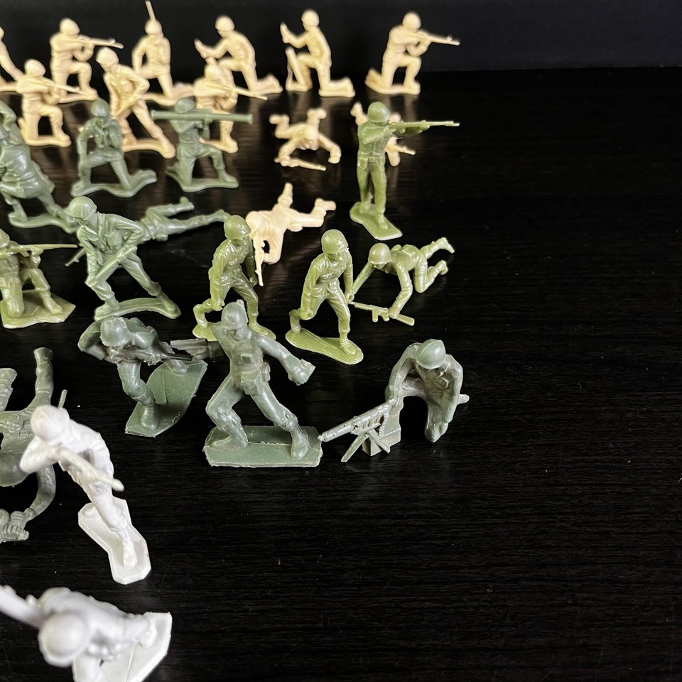 Lot Of 65 1963 Louis Marx Army Men Plastic Toy Soldiers 2”-2.5” Green ...