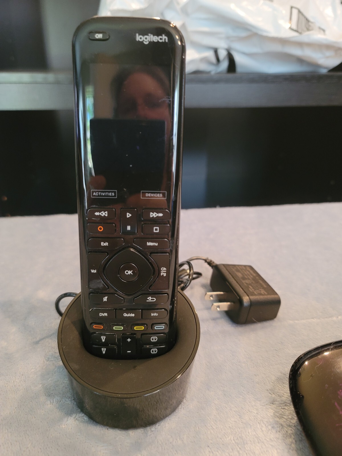 Logitech Harmony Elite Remote Control Hub and App Discontinued by ...