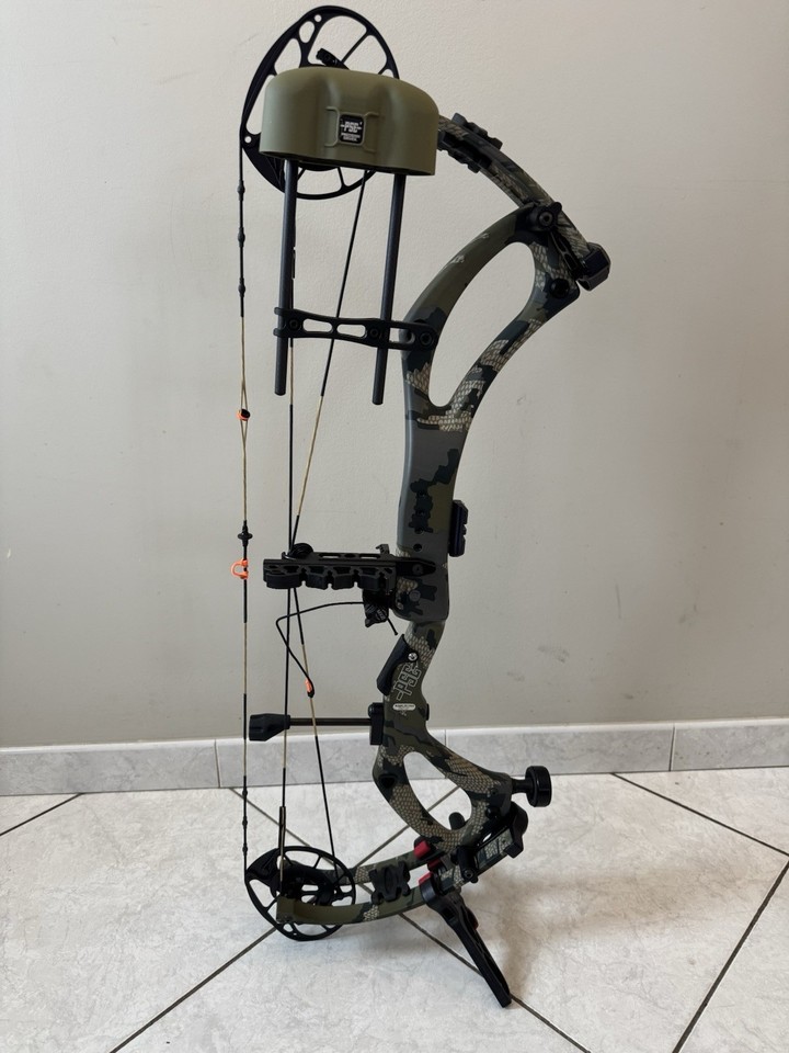 PSE Mach 30 DS Compound 60# Bow and Case Package - Kuiu Verde | eBay