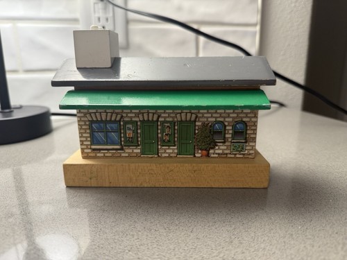 thomas and friends wooden railway RARE elsbridge station - great ...