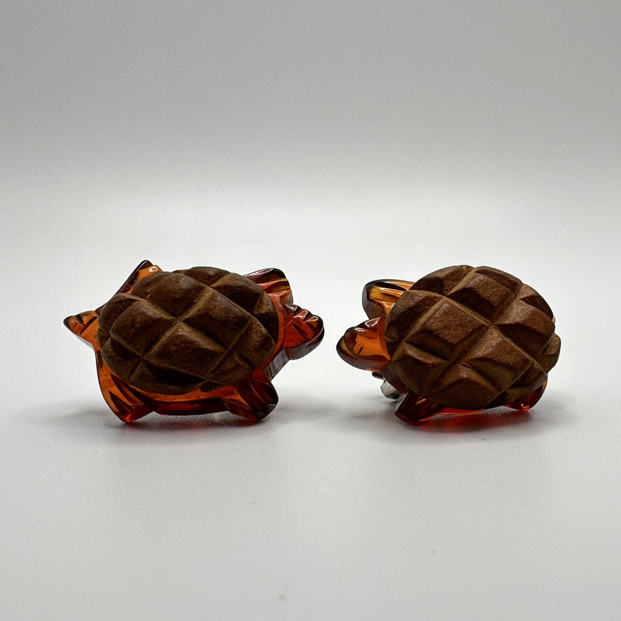 Vintage Bakelite Turtles Pair Hand Carved Wood Shell Clip Pendant ...