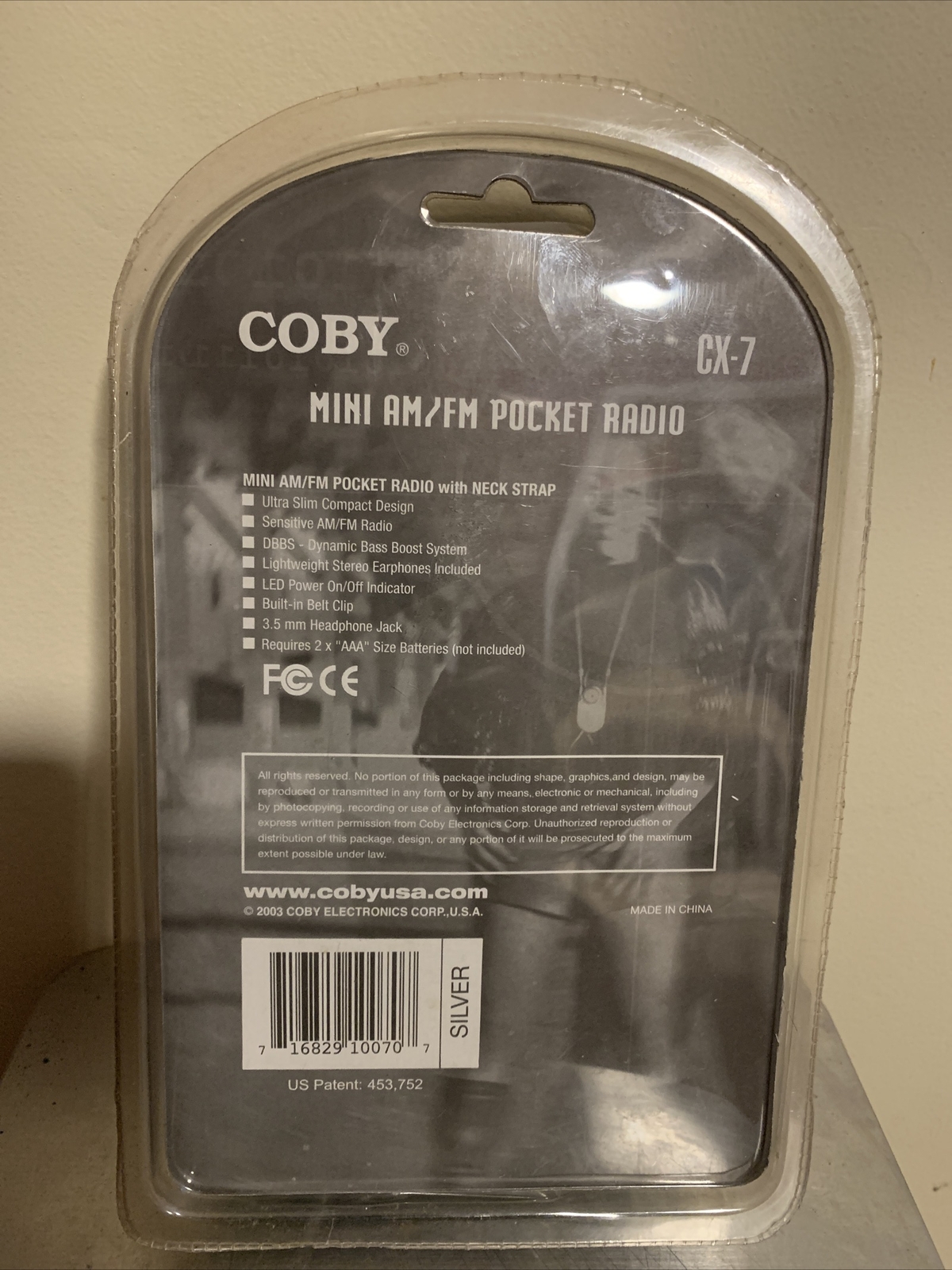 COBY Mini AM/FM DBBS Pocket Radio Gray/Silver With Earphones & Neck ...