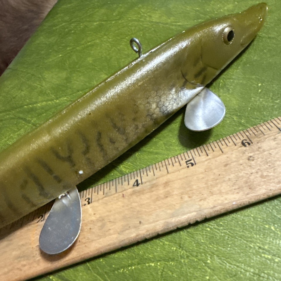 Vtg. Ice King Fish Spearing Decoy Bear Creek Bait Co. Large Tiger Musky ...