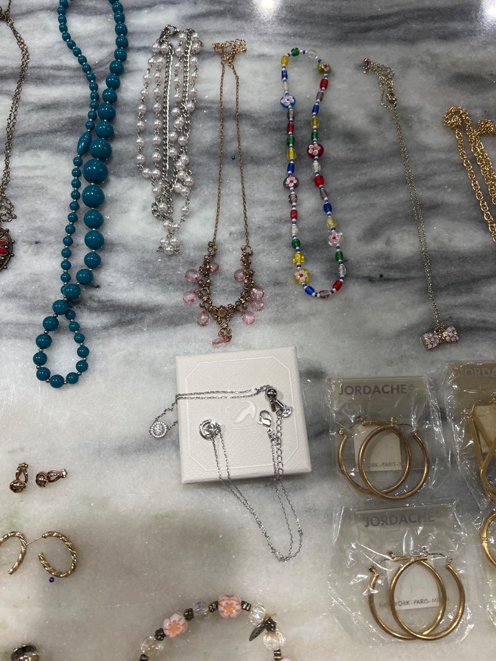 80 LARGE VINTAGE Y2K JUNK DRAWER JEWELRY LOT ESTATE COSTUME Silver ...