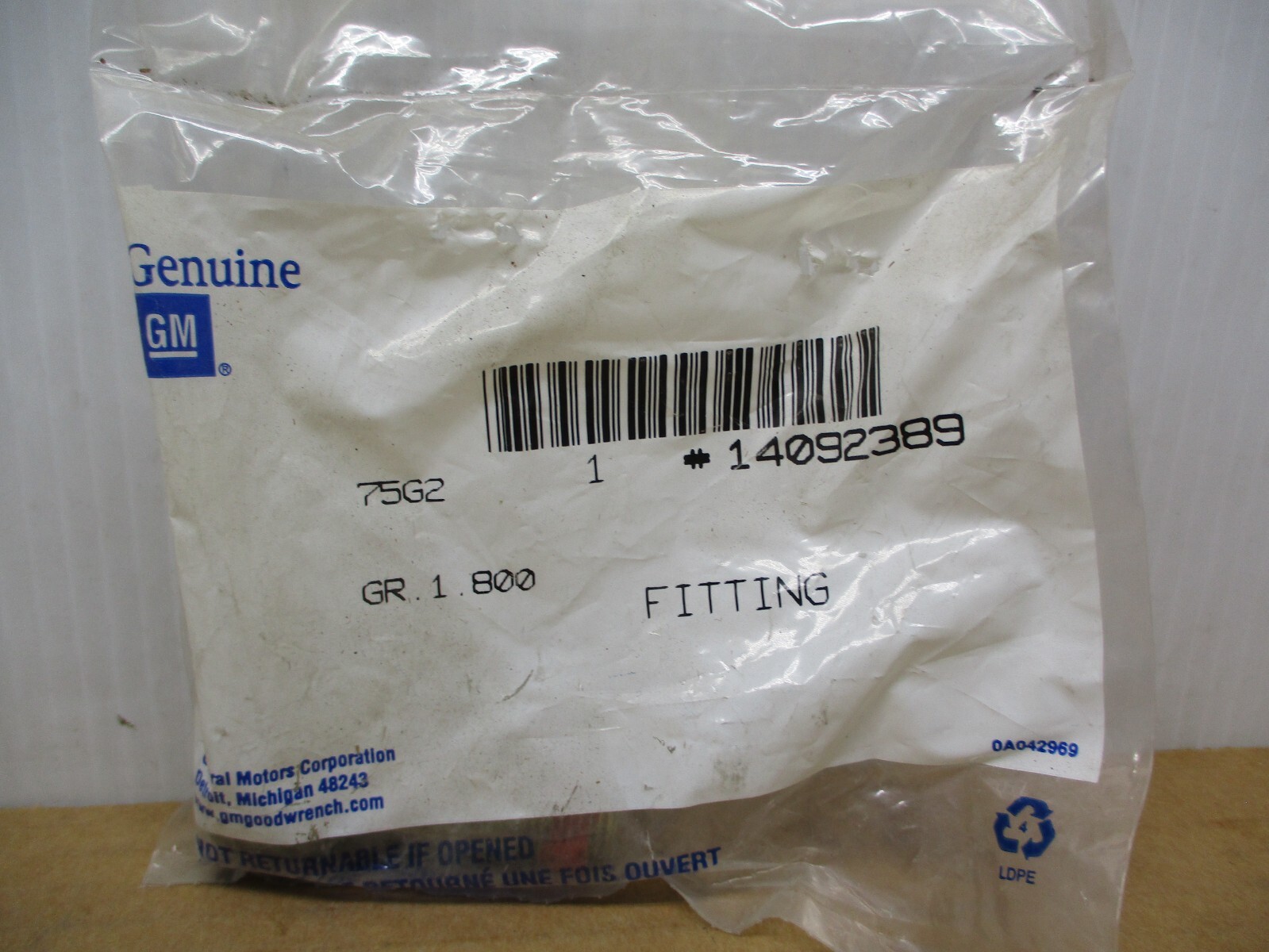 Genuine OEM GM 14092389 Engine Oil Pressure Fitting for sale online | eBay