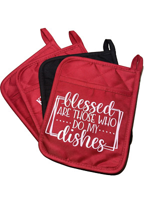 4 Kitchen Polyester/Neoprene Pot Holders 9” X 7” with Hand Pocket Red ...