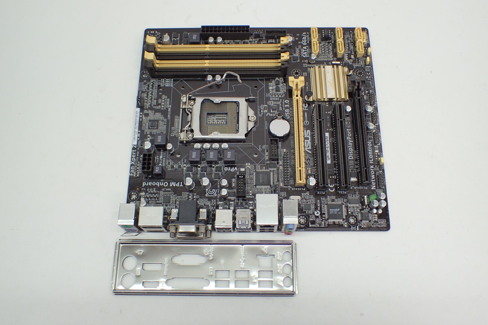 ASUS Q87M-E Inte Q87 LGA 1150 DDR3 Micro ATX Desktop Motherboard W/ IO ...