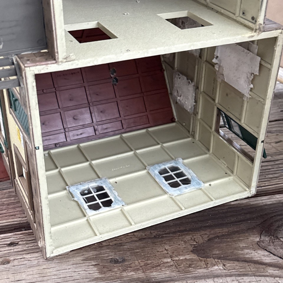 Piko G Scale Farmhouse with Base 63001 Goepplingen Train Station See ...