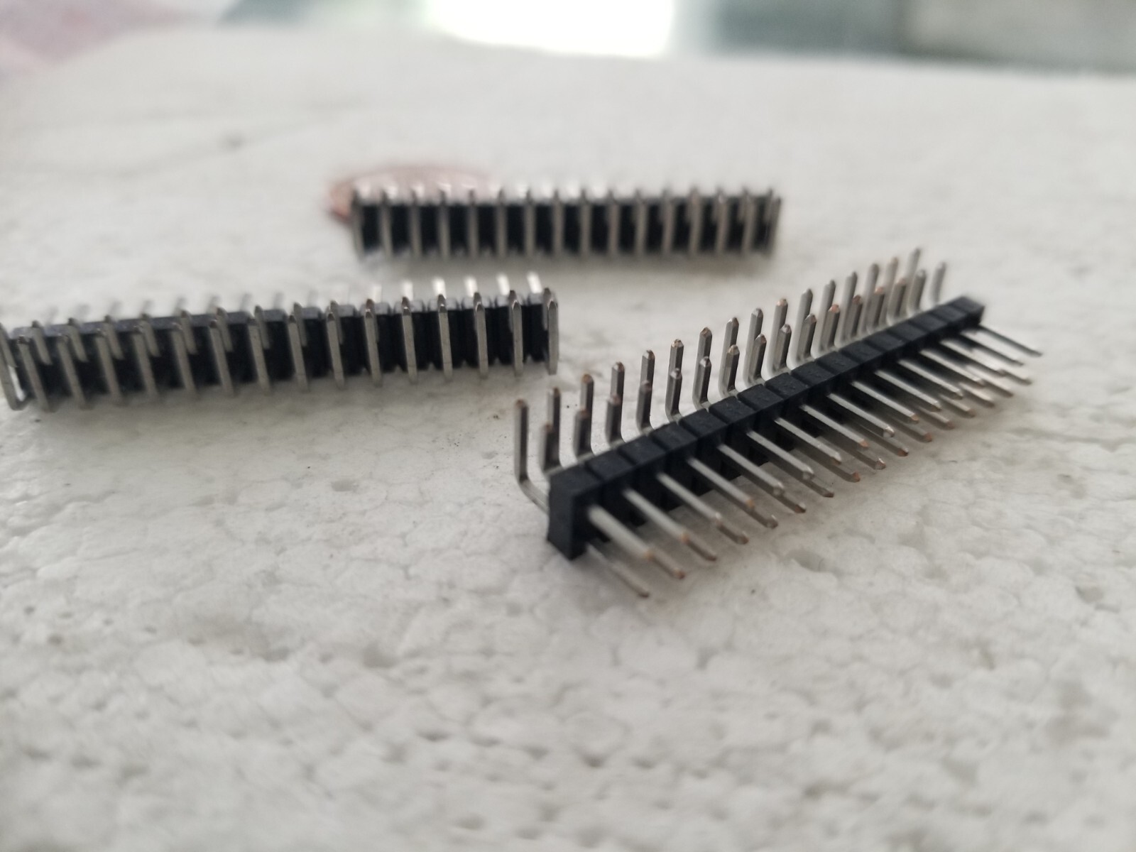 10 x Right angle 2mm pitch 32pin male (2x16) pin strip header pins ...