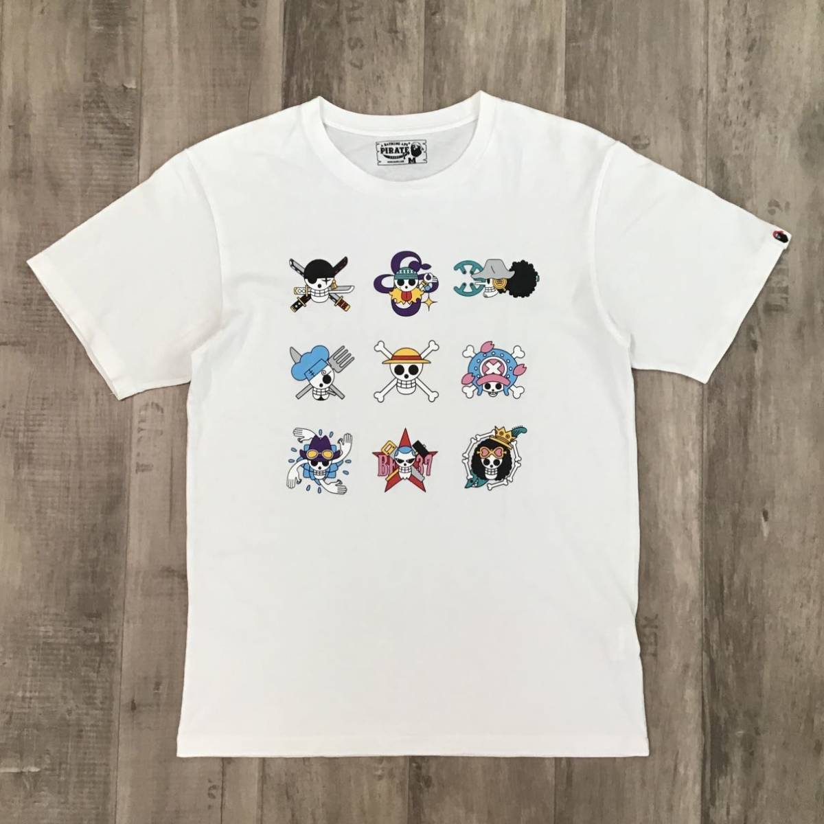 Pirates store limited BAPE × ONE PIECE Flag mark T-sh… - Gem