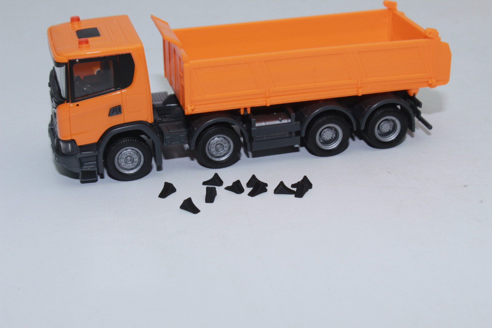 10 X Brake Wedge Black 1:87 Chock Wedge Stop Wedge For Models H0 NEW | eBay