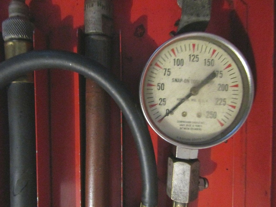 Vintage Snap-On Tools Compression Gauge w/Red Metal Case KRA-124 | eBay