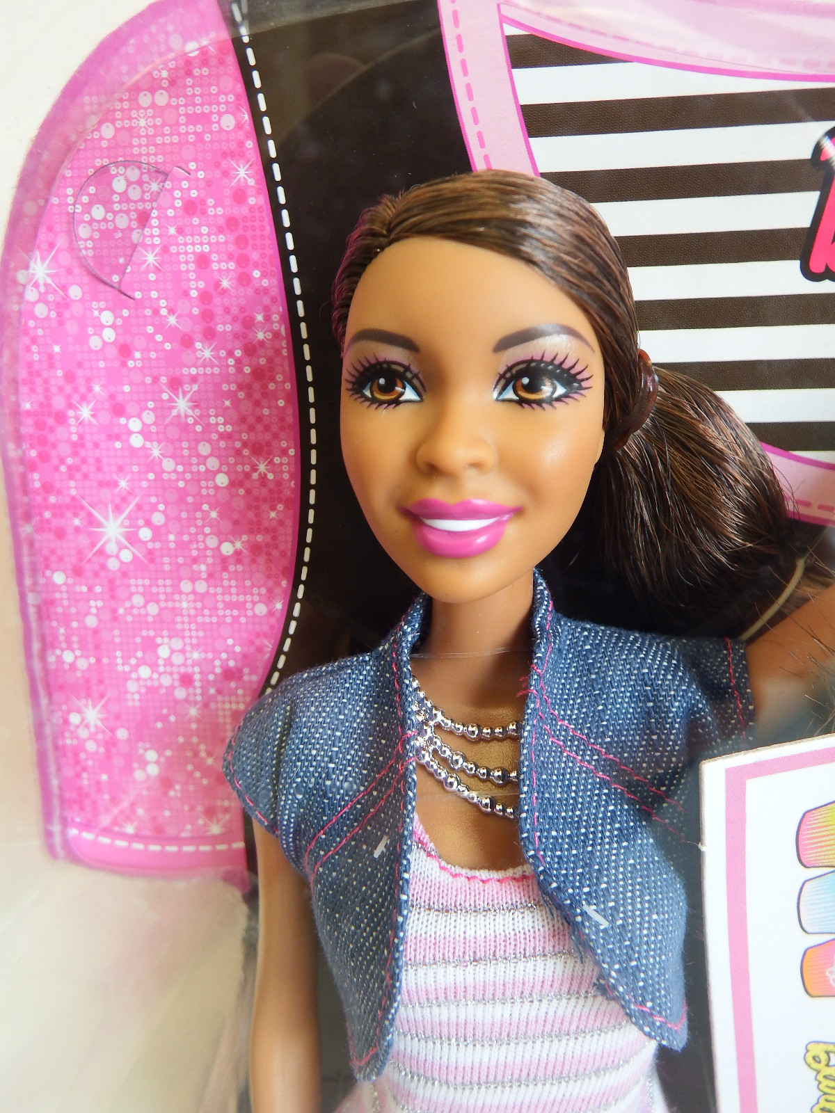 Barbie IRON ON STYLE Doll with 30 Permanent Decals to design her ...