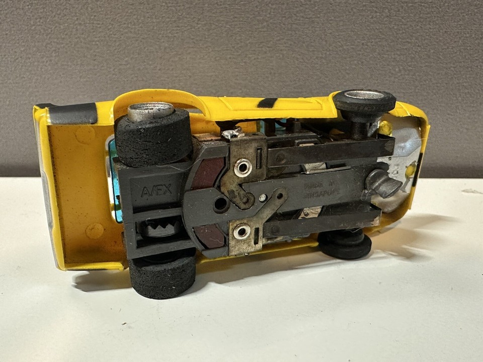 Aurora A/FX Yellow Dodge Charger Daytona #7 & Chevy Chevelle 427 Slot ...