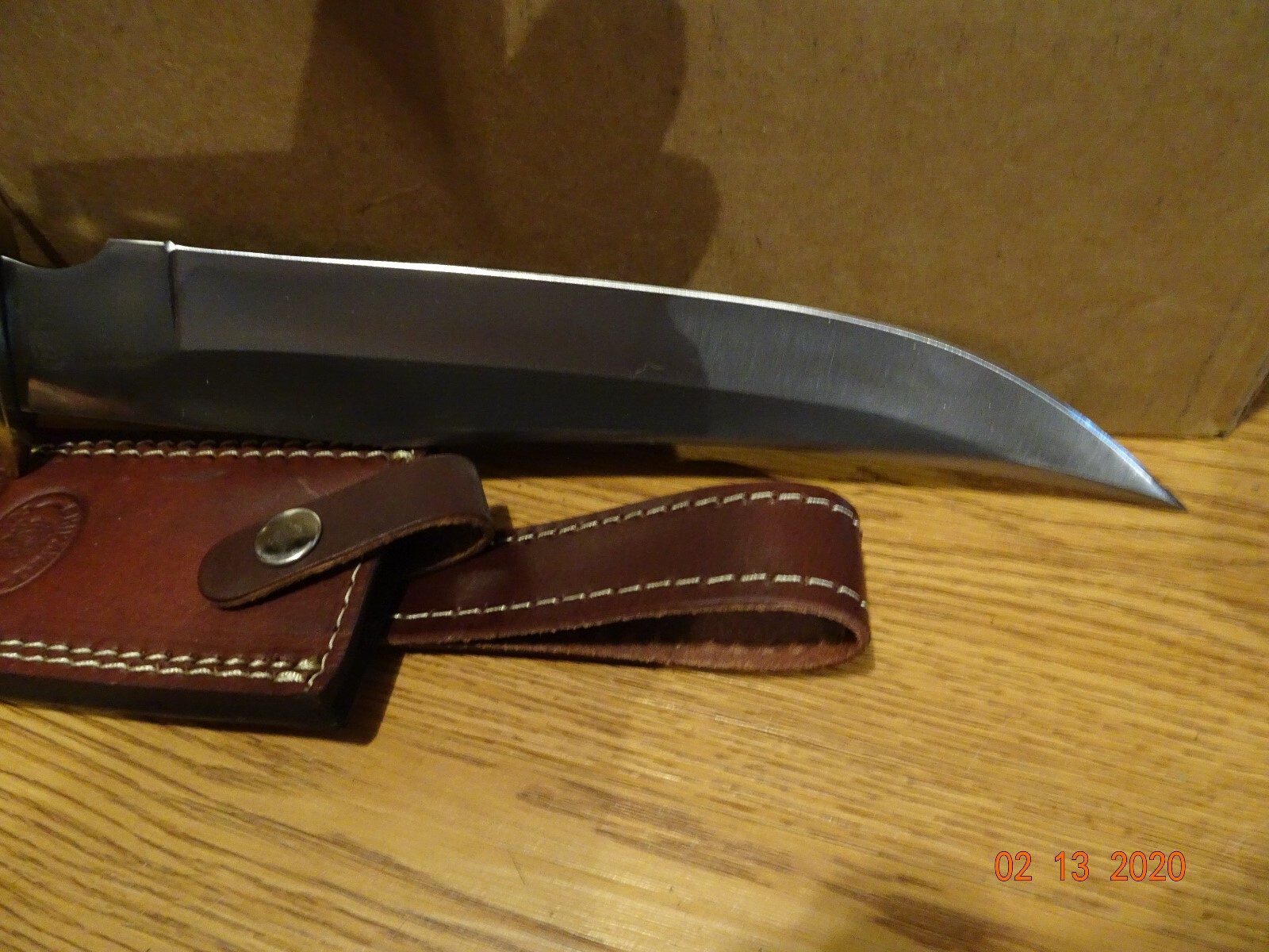 16 1/2" O.A. CHIPAWAY TECUM SEH BOWIE HAND CARVED ARTWORK HANDLE 440HC ...