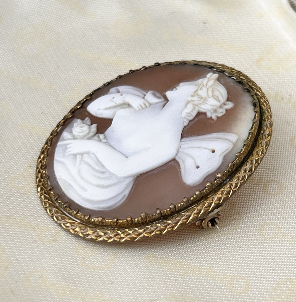 Vtg Edwardian Winged Psyche Cameo Brooch, Sparkly Diamond-cut Gilt ...