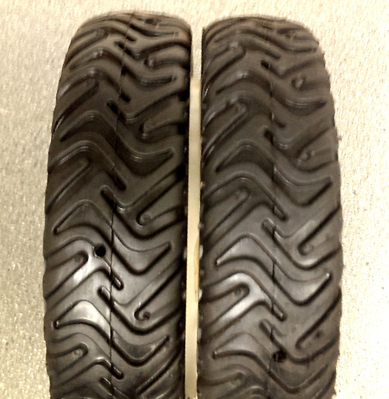 Toro 22'' Recycler Lawnmower Rear Drive Wheel, Tire OEM Toro 105-3036 ...