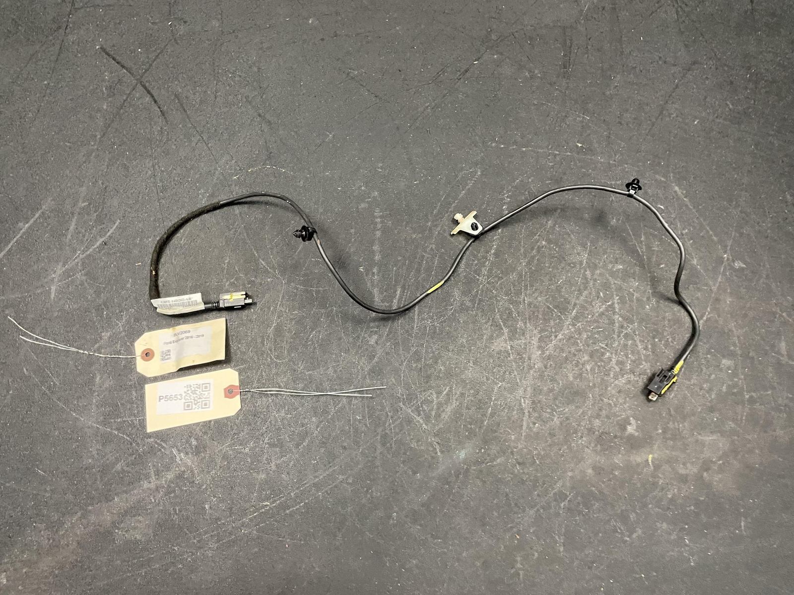 GPS Antenna Wire Cable 2016 Ford Explorer GB5T-14D202-AB 2017 2018 2019 ...