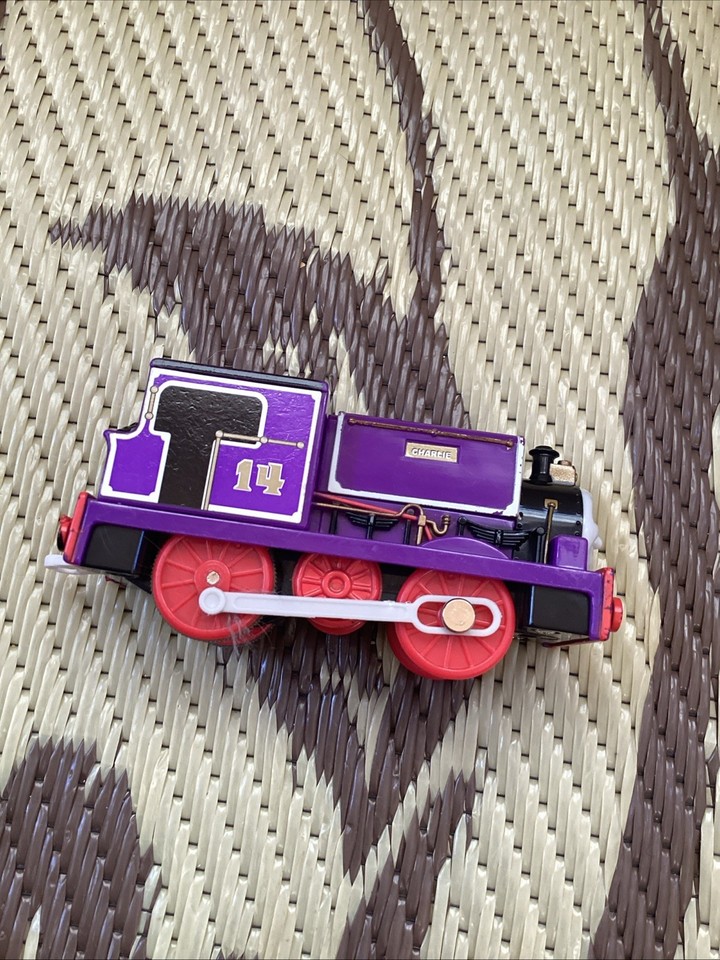 Thomas & Friends Trackmaster Charlie Motorized Engine 2009 Mattel Works ...