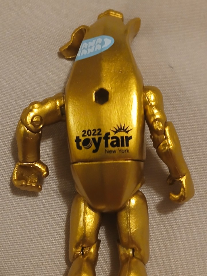 Epic Games Fortnite Golden Peely Jazwares Figure 2022 Toy Fair New York ...